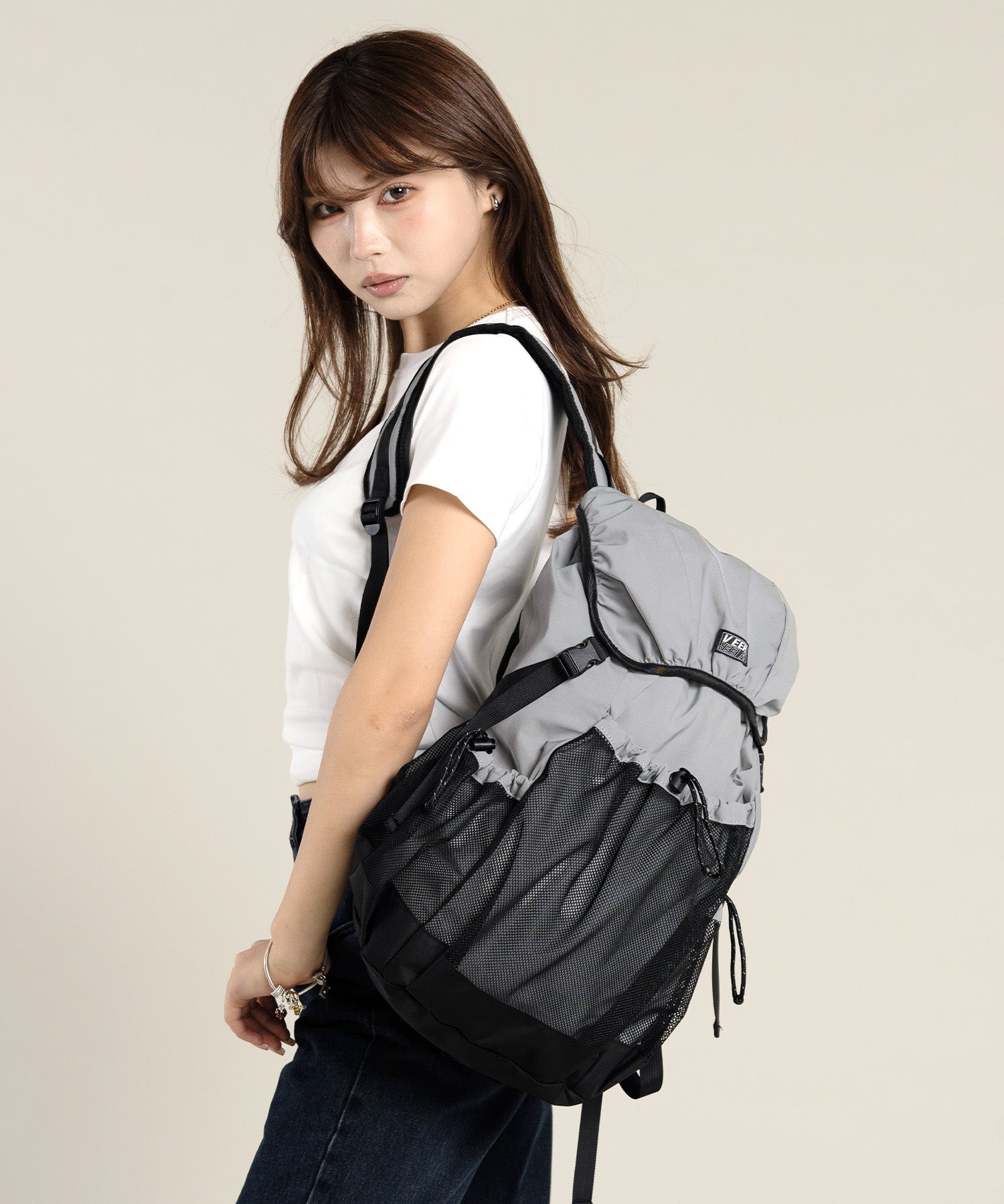 フルリフレクターデイパック VK014【VEER】 – KiU公式オンラインショップ