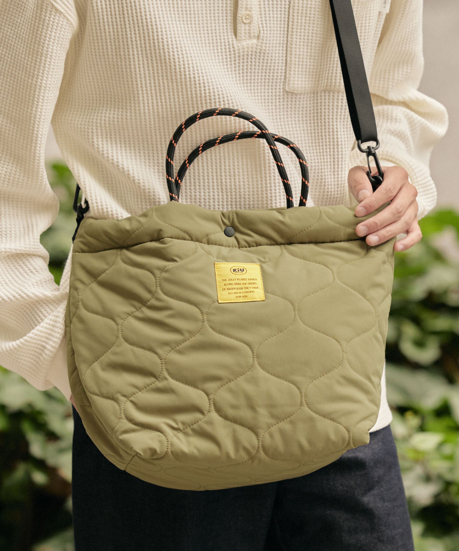 パデッドトートバッグ K290 – KiU公式オンラインショップ