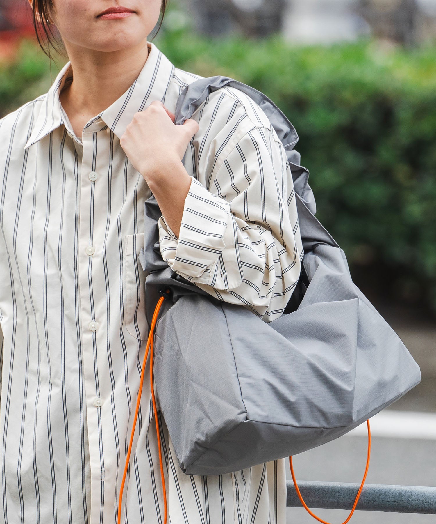 パラコードボックスバッグ k361 – KiU公式オンラインショップ