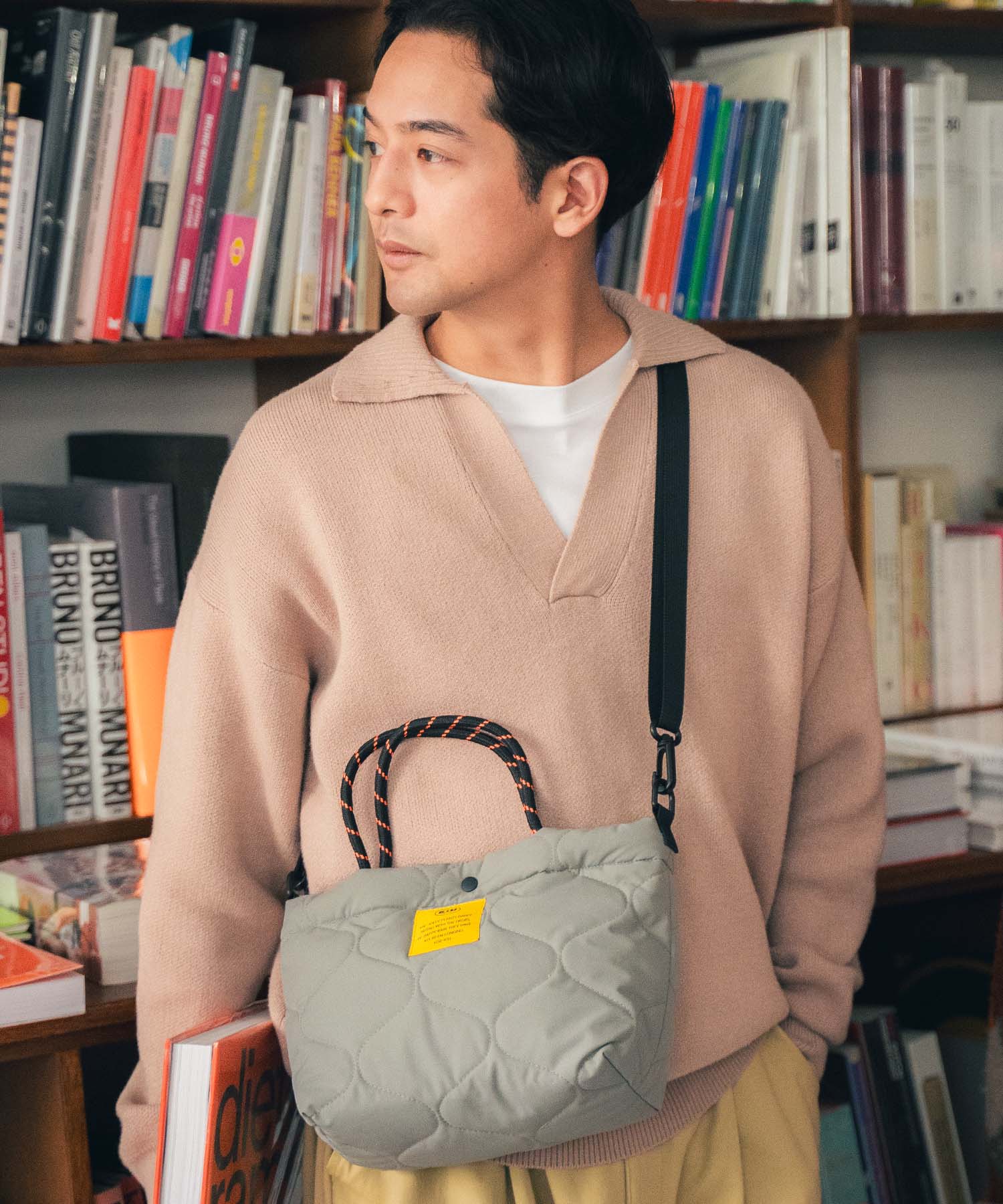 パデットトートバッグミニ K386 – KiU公式オンラインショップ