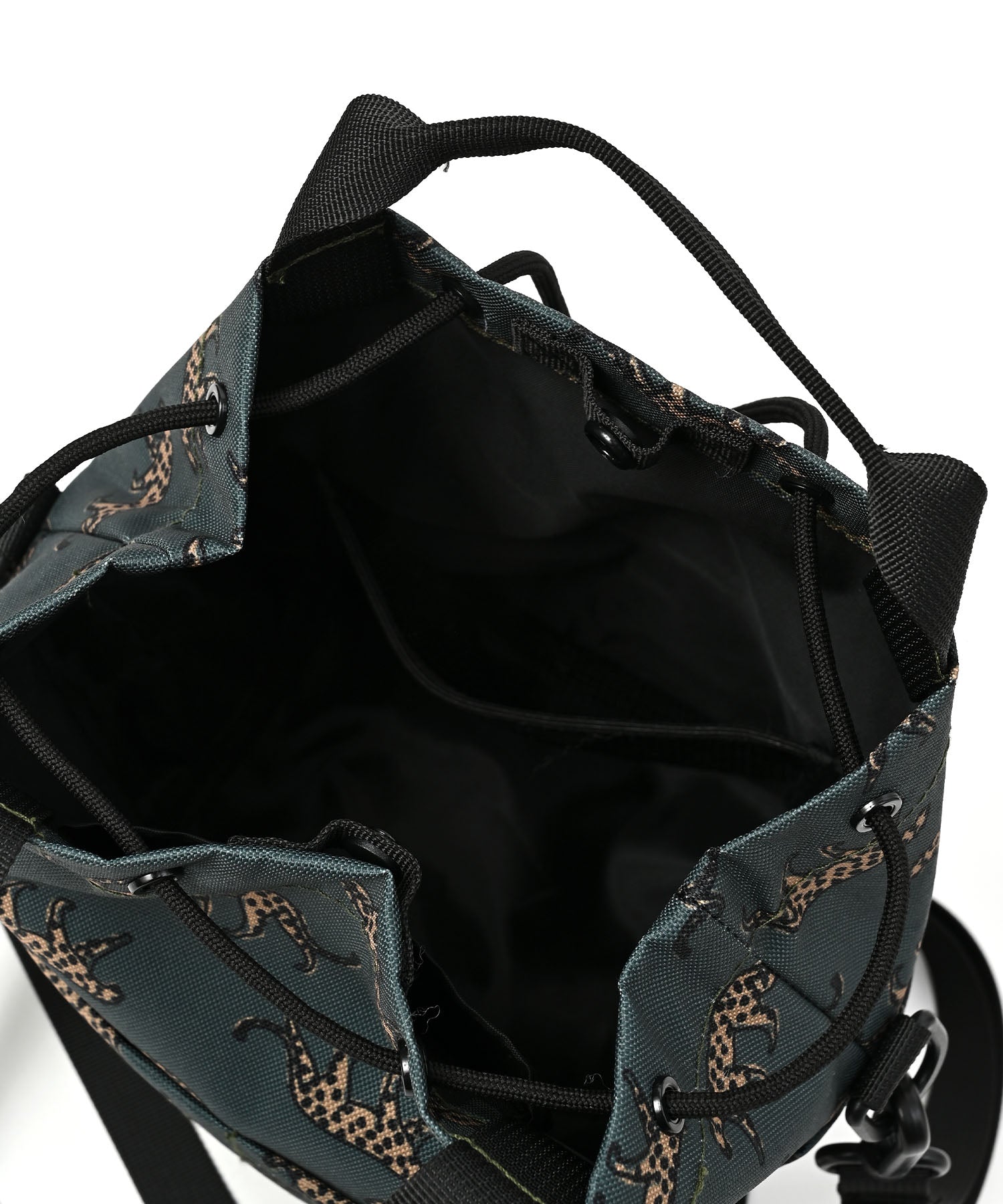 600D ポケッタフルミニバッグ K438 – KiU公式オンラインショップ