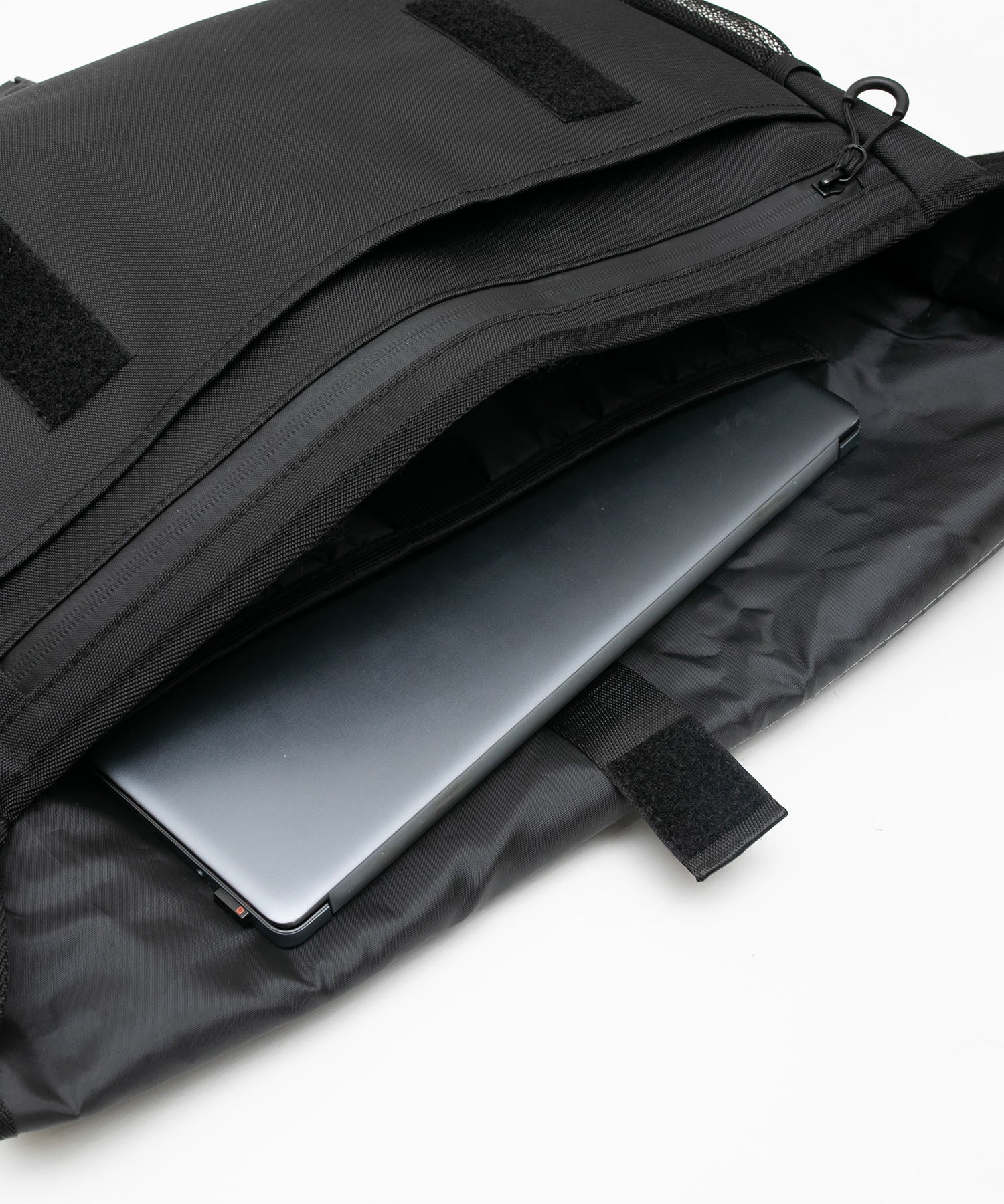 フルリフレクターメッセンジャーバッグ VK011【VEER】 – KiU公式オンラインショップ